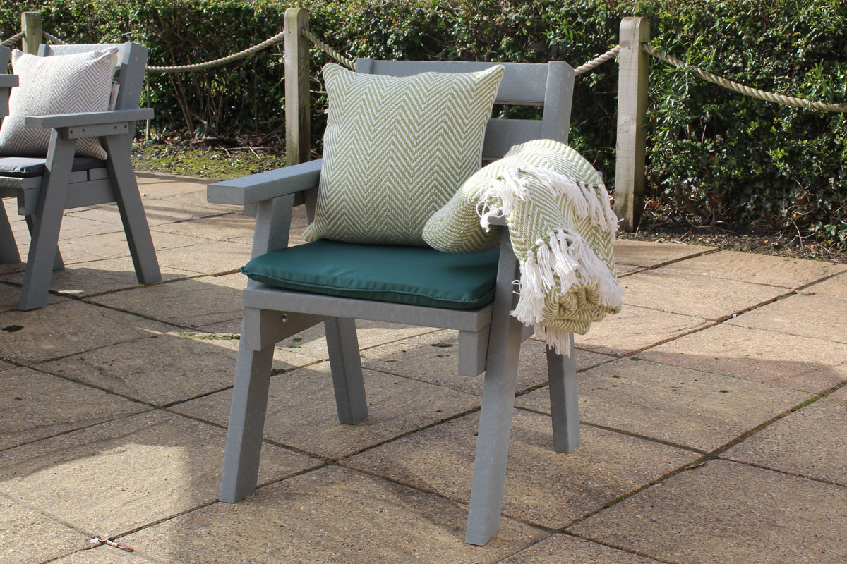 Hug Rug Herringbone Throws