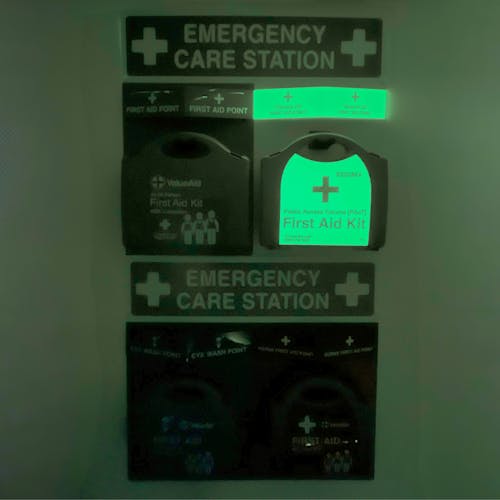 4-Point Emergency Care Station - Trauma/Burns/Eyewash/First Aid ...